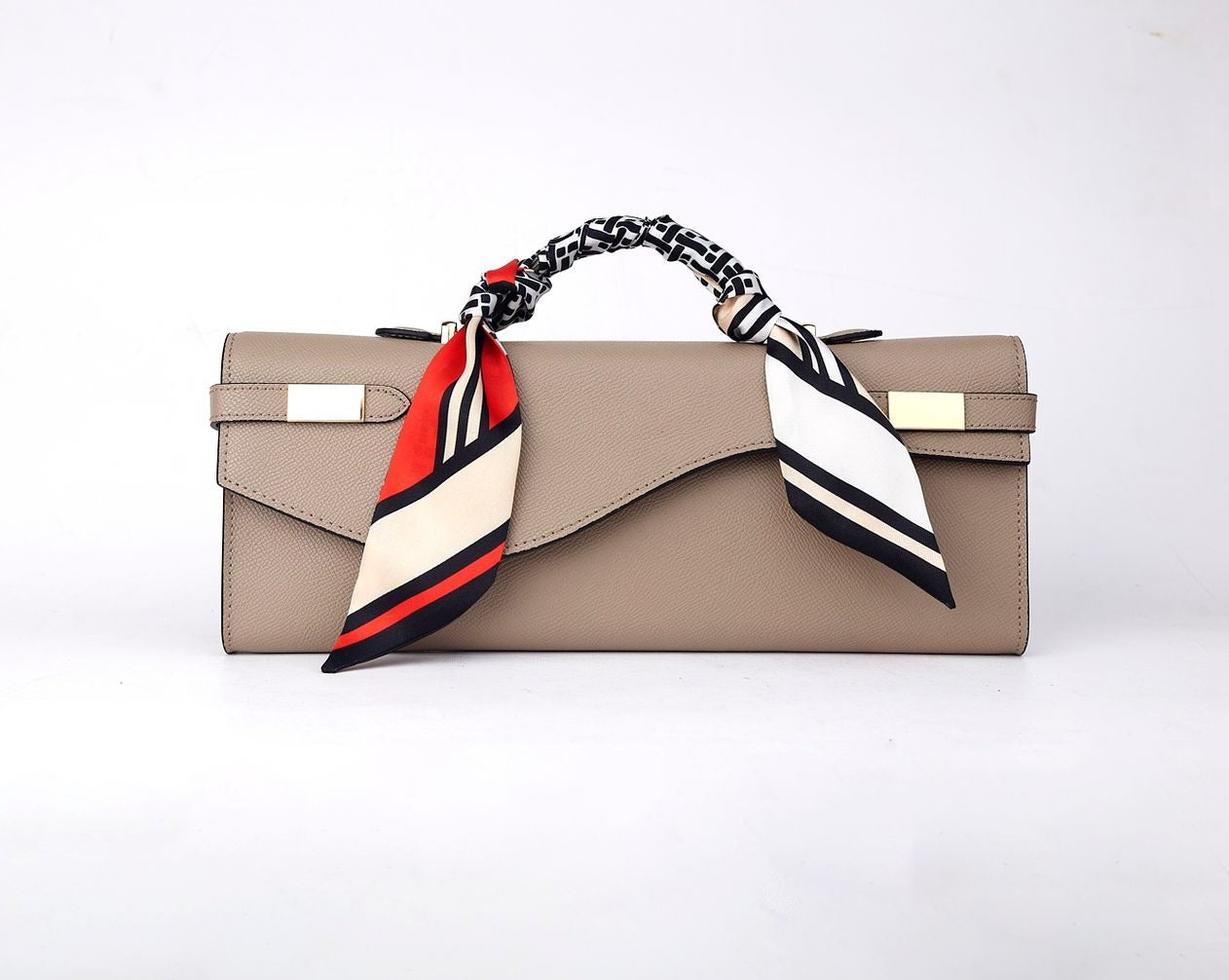 Curt Purse in Khaki – SHOP OUTLASH